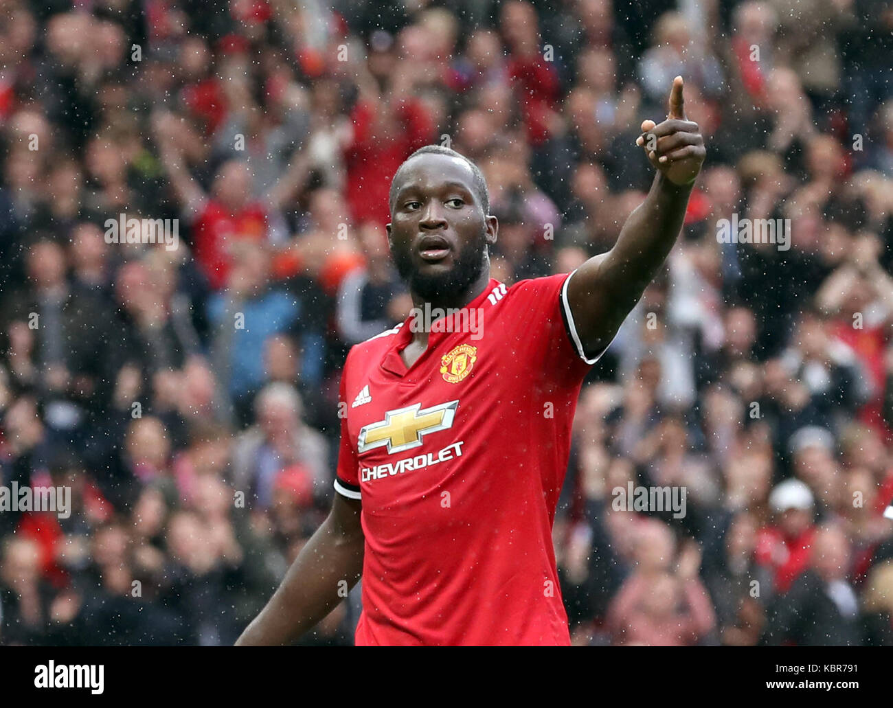 Manchester United's Romelu Lukaku celebrates scoring his side's fourth ...