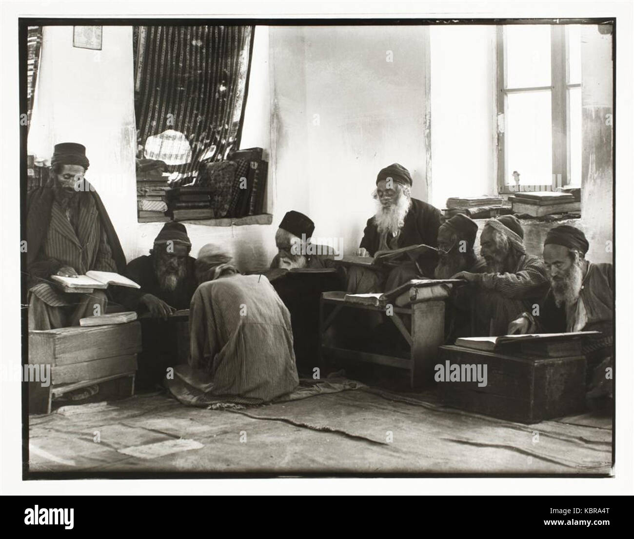 Torah study Cut Out Stock Images & Pictures - Alamy