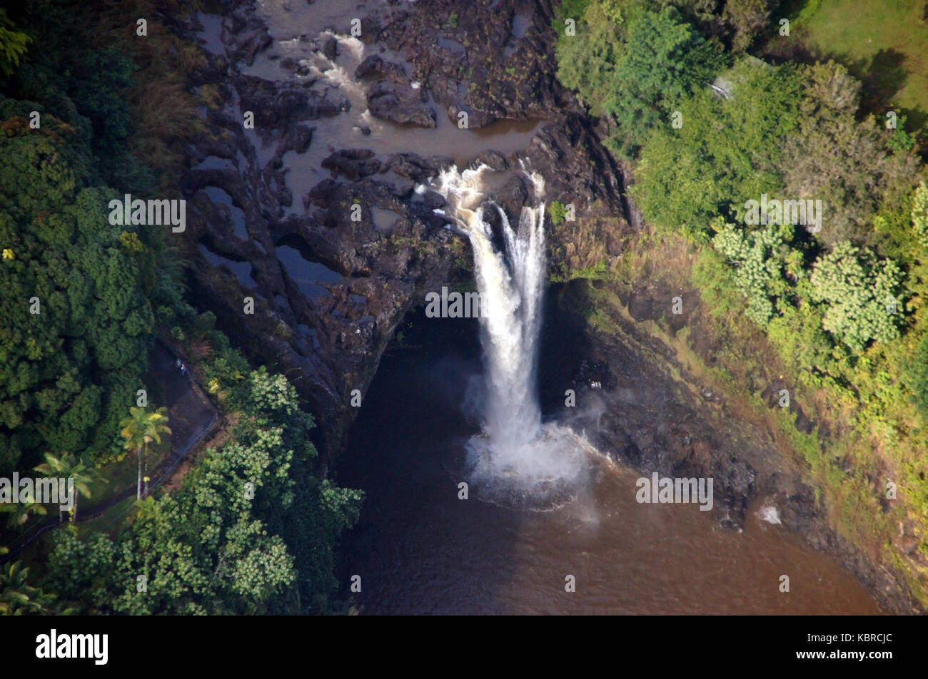 Hawaii is an island chain in the Pacific Ocean and since 1959 the 50th ...