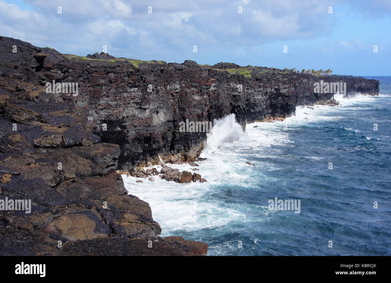 Hawaii is an island chain in the Pacific Ocean and since 1959 the 50th ...