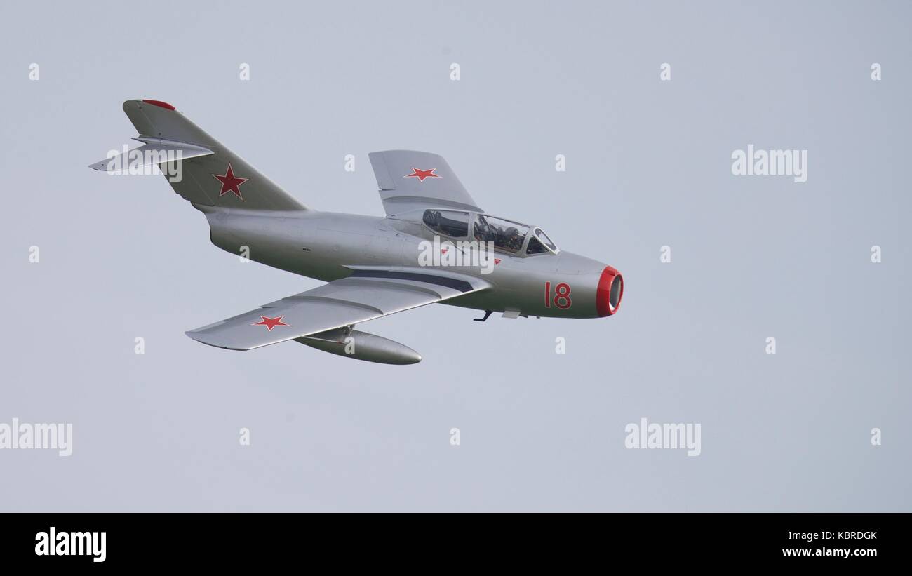 Mikoyan gurevich mig 15 fighter jet in flight hi-res stock photography ...