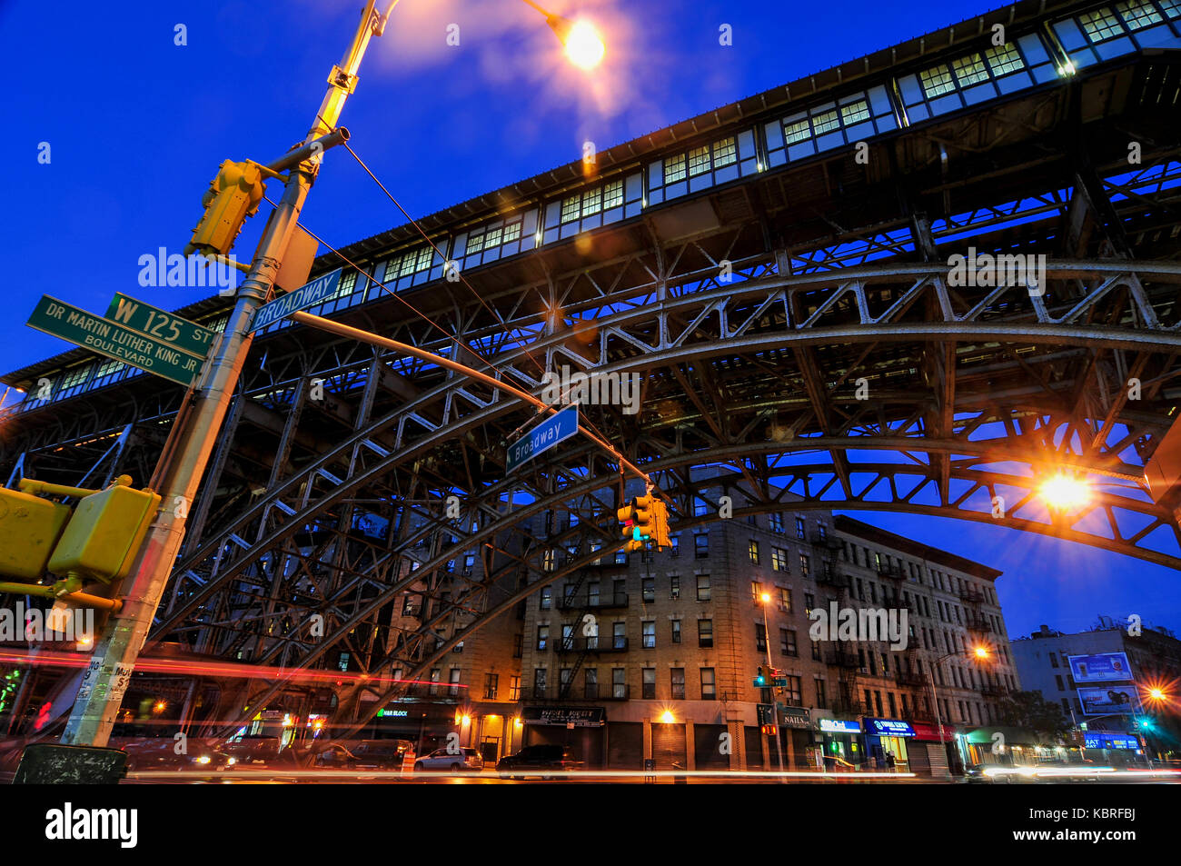 125th street subway station hi-res stock photography and images - Alamy