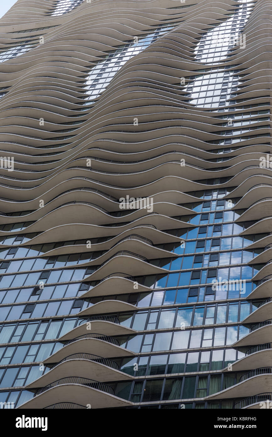 Exterior detail of Aqua Tower designed by Studio Gang Stock Photo - Alamy