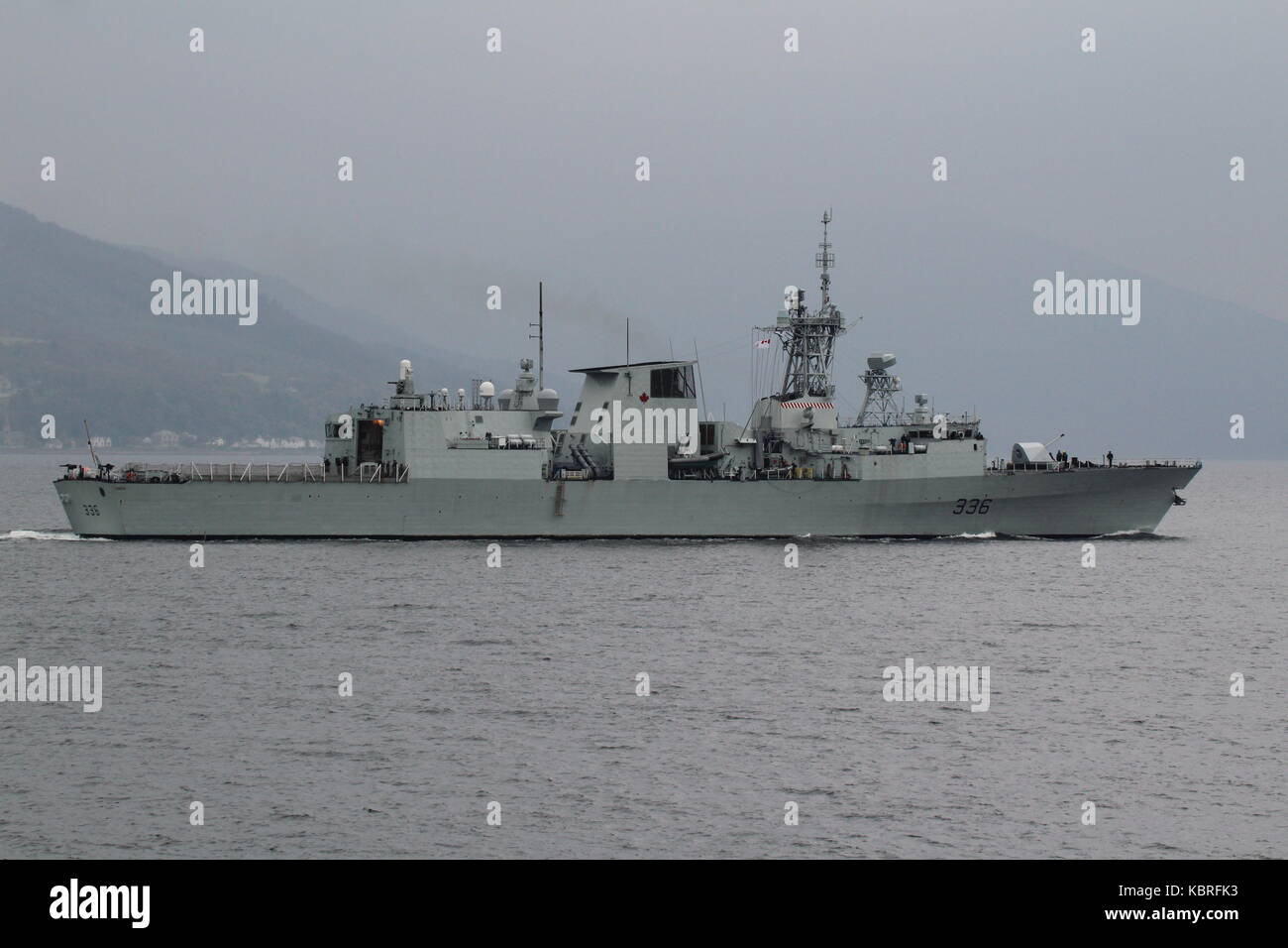 HMCS Montreal (FFH-336), a Halifax-class (City-class) frigate operated ...