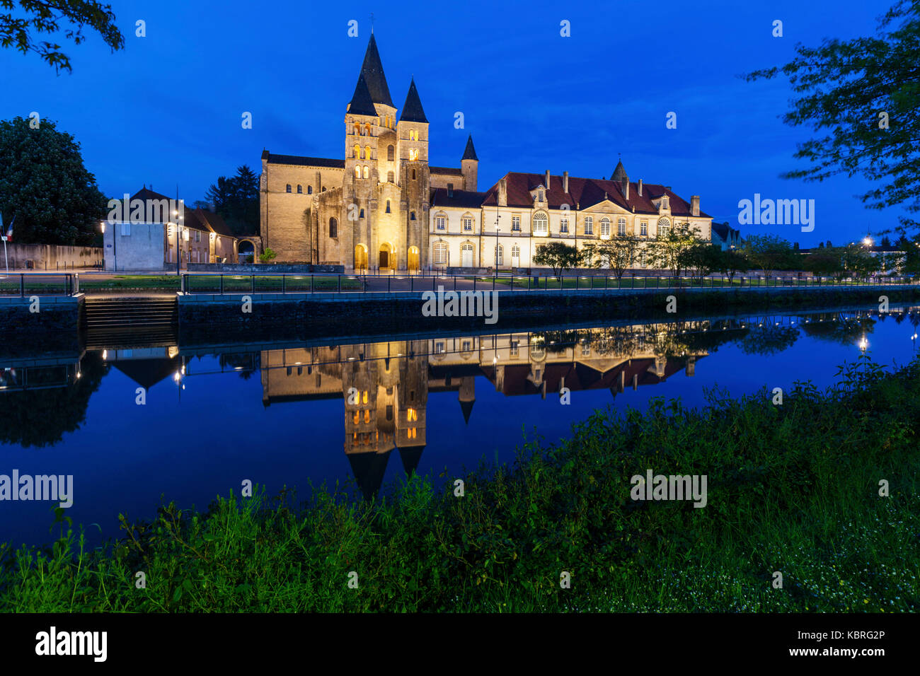 Paray hi-res stock photography and images - Alamy