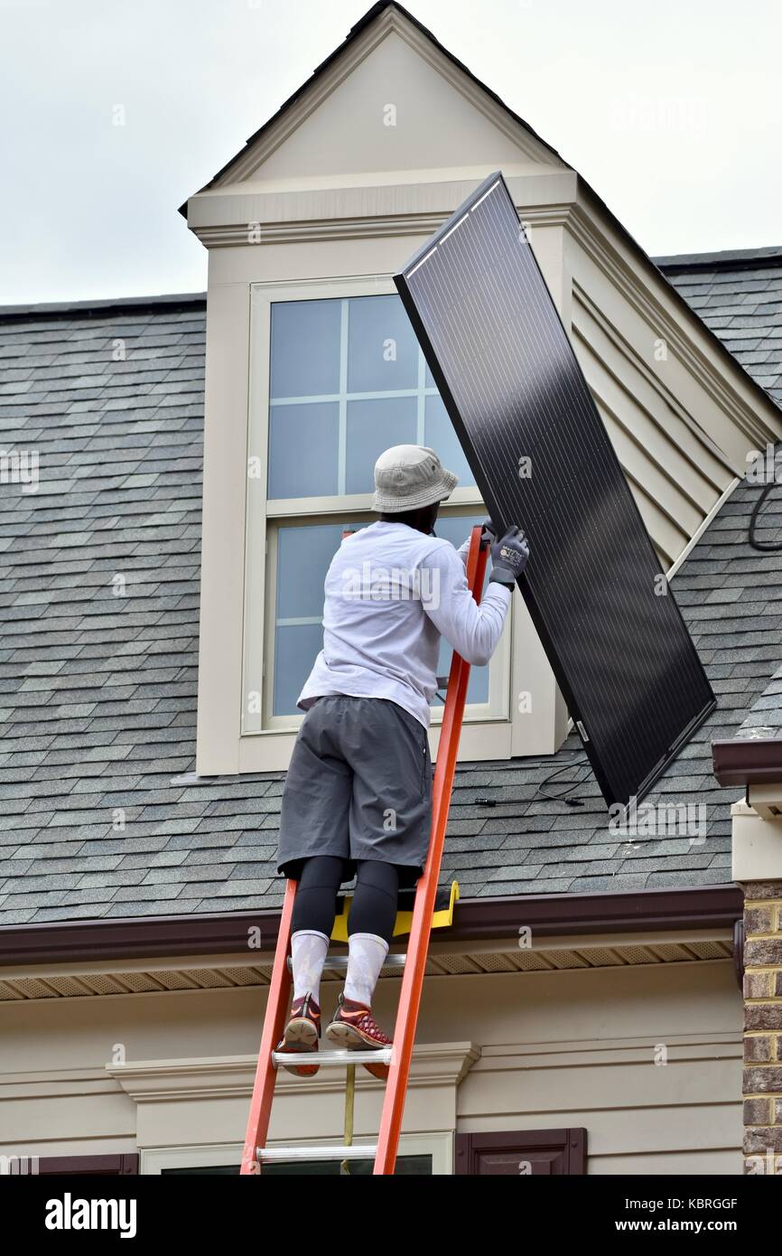 Solar panel up ladder hi-res stock photography and images - Alamy