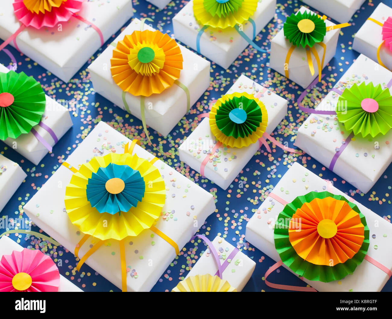 Blue background. Many gifts of different sizes. White gift boxes Stock ...