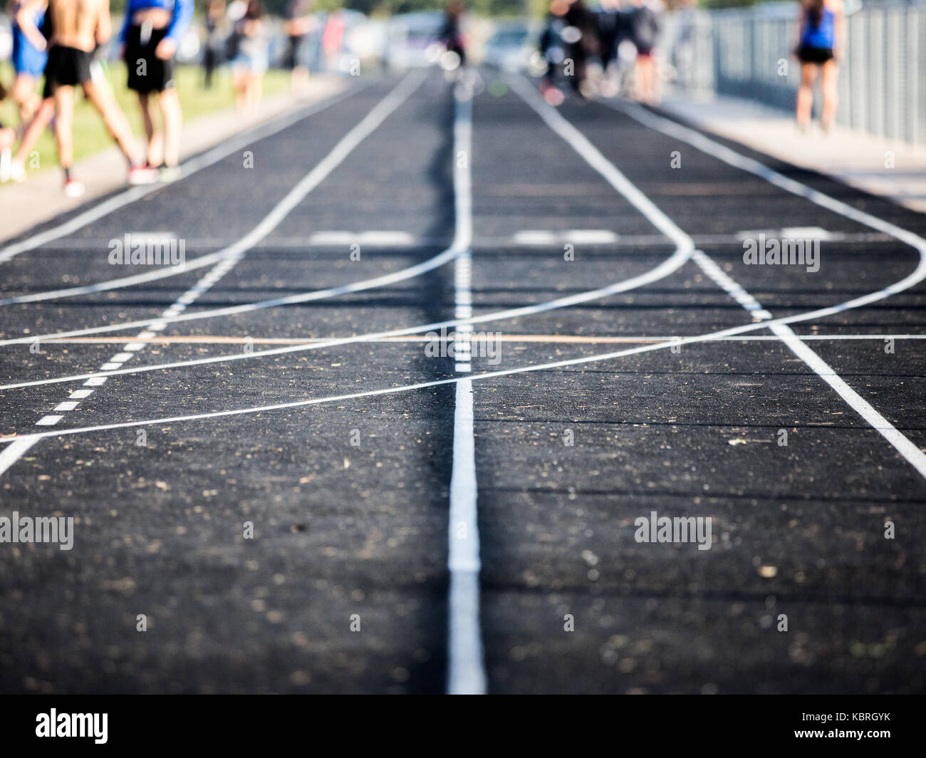 Athletics tracks and field hi-res stock photography and images - Alamy