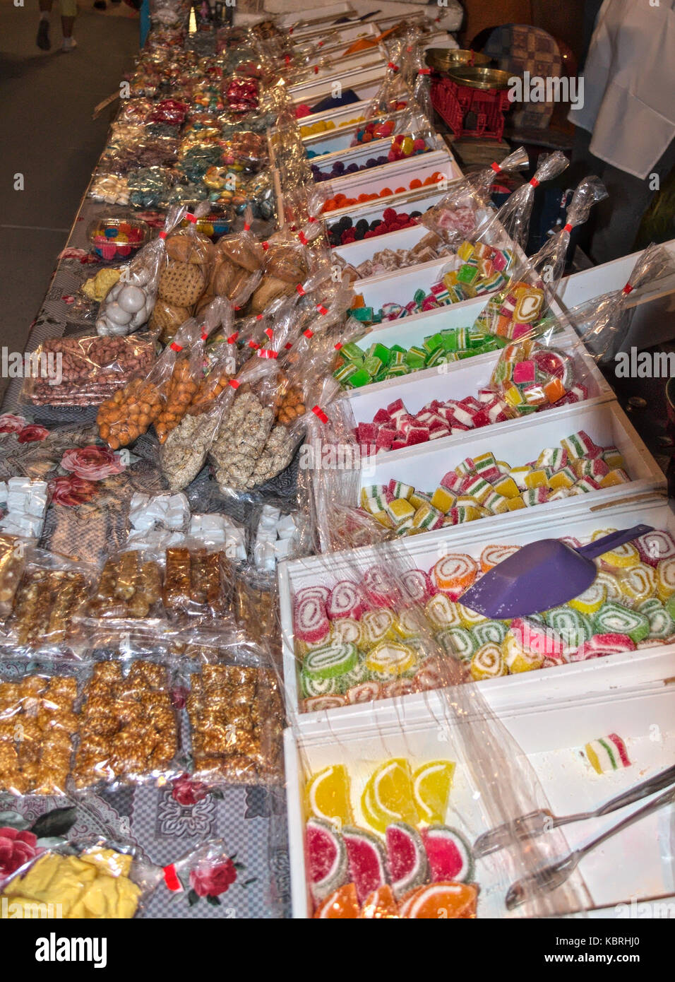 Fiesta grocery store hi-res stock photography and images - Alamy