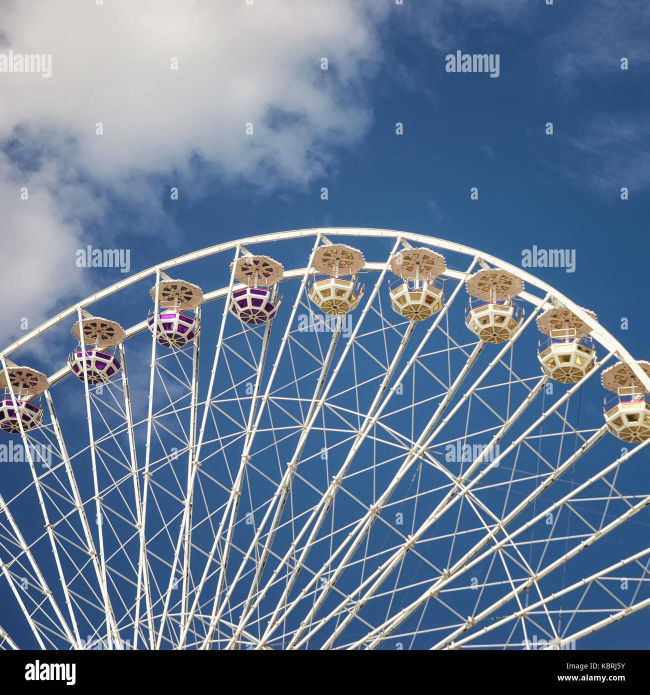 Carnival ferris wheel hi-res stock photography and images - Alamy