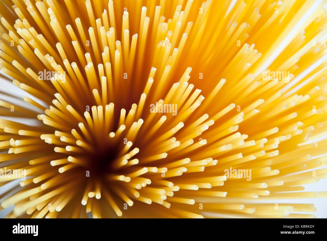 Raw spaghetti from the top Stock Photo - Alamy