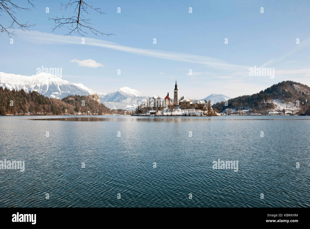 Lake Bled with castle behind in winter, Bled, Slovenia Stock Photo - Alamy