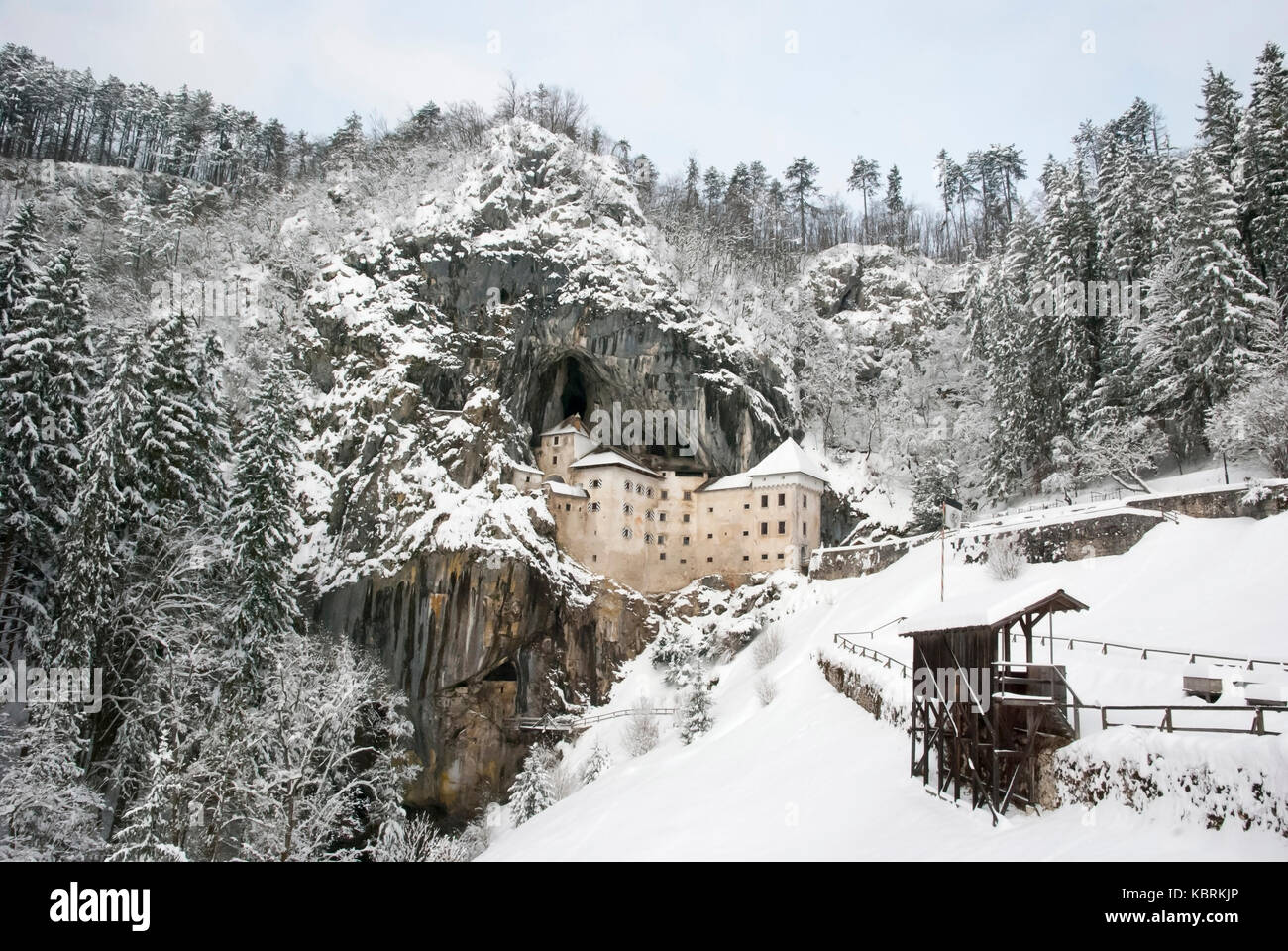 Predjama castle - Predjamski grad in winter, Slovenia Stock Photo - Alamy