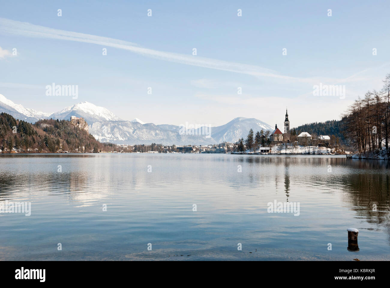 Lake Bled with castle behind in winter, Bled, Slovenia Stock Photo - Alamy