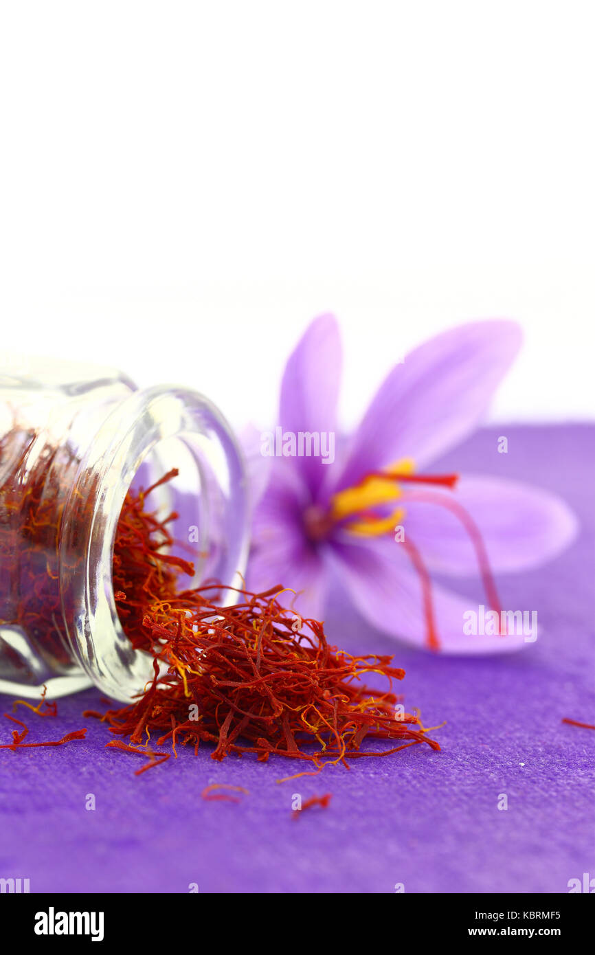 Saffron flower hi-res stock photography and images - Alamy