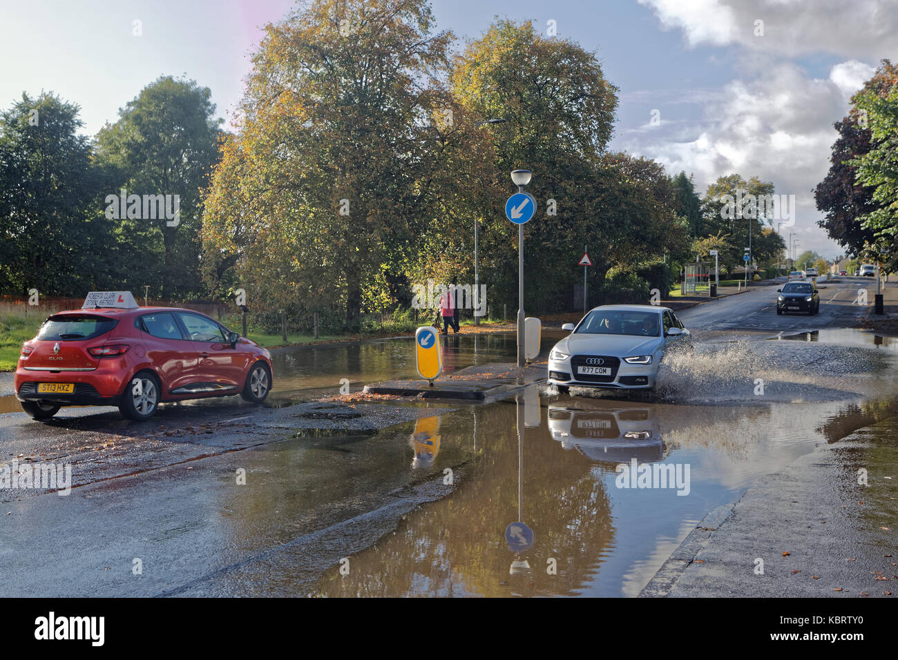 News uk flooding hi-res stock photography and images - Alamy