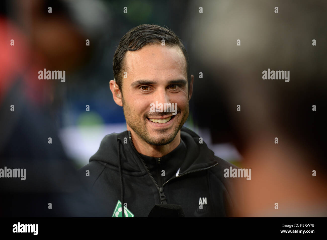 Hamburg, Germany. 30th Sep, 2017. Bremen coach Alexander Nouri pictured ...
