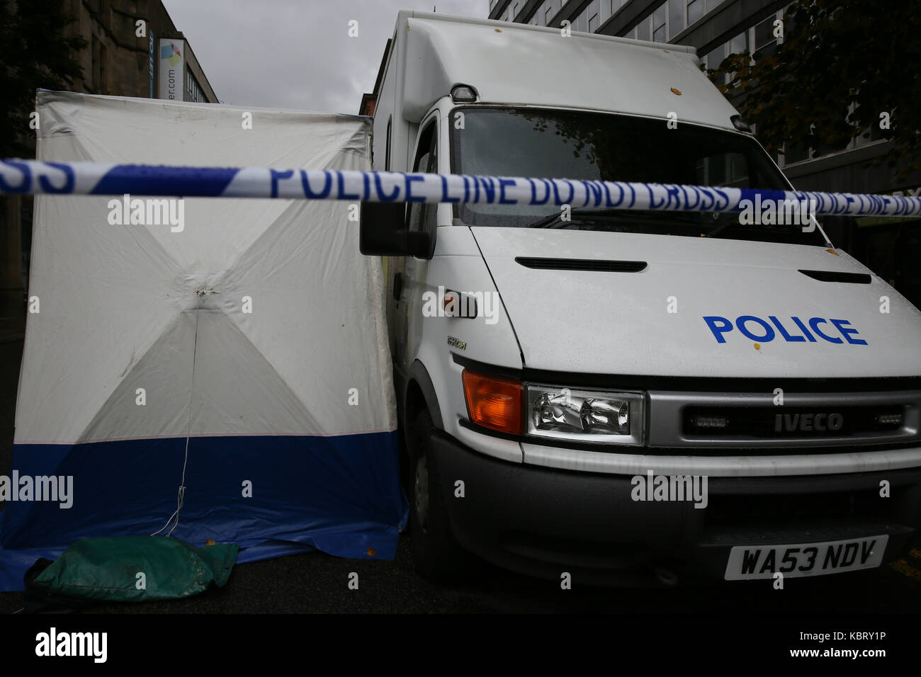 Manchester, UK. 30th September, 2017. A Police vehicle and crime scene ...