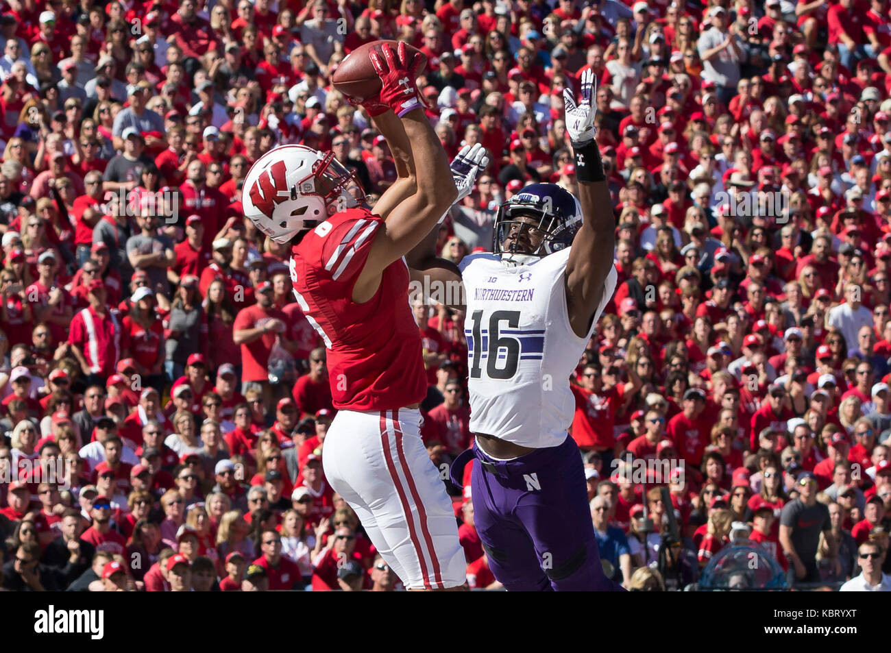 Madison, WI, USA. 30th Sep, 2017. Wisconsin Badgers wide receiver Danny ...