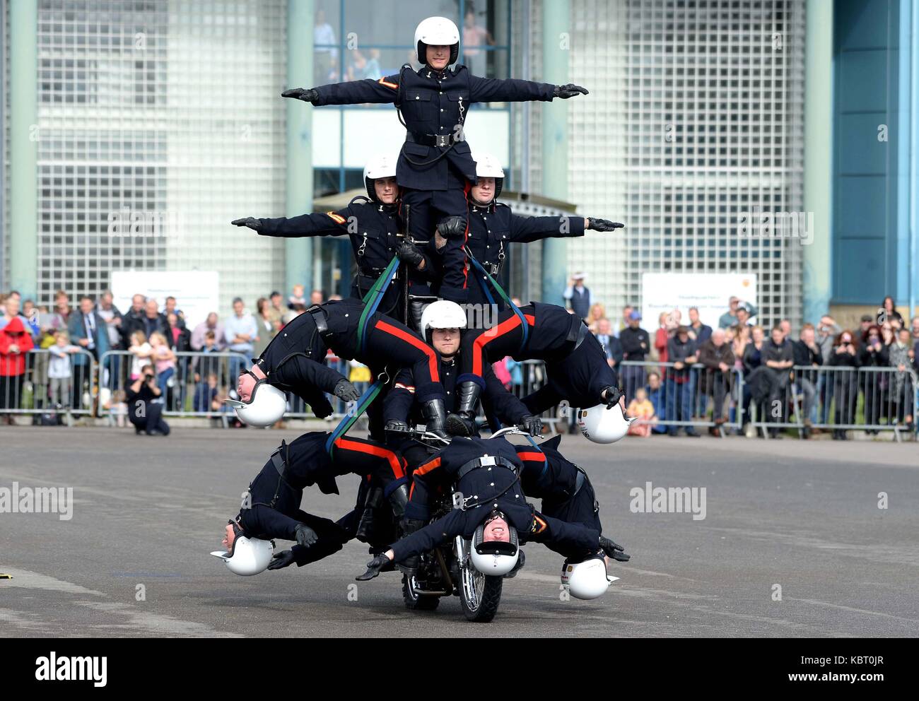 Motorcycle stunt hi-res stock photography and images - Alamy