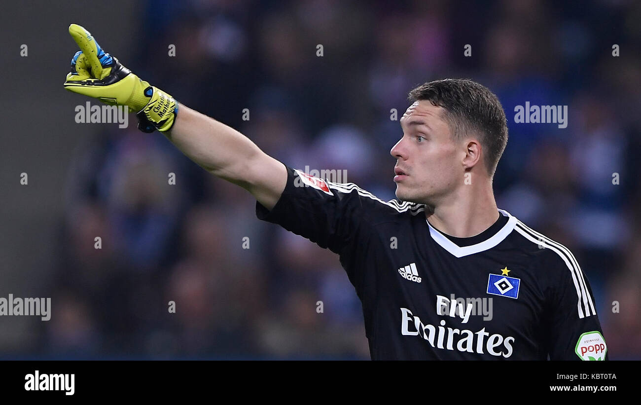 Hamburg, Deutschland. 30th Sep, 2017. goalwart Christian Mathenia (HSV ...