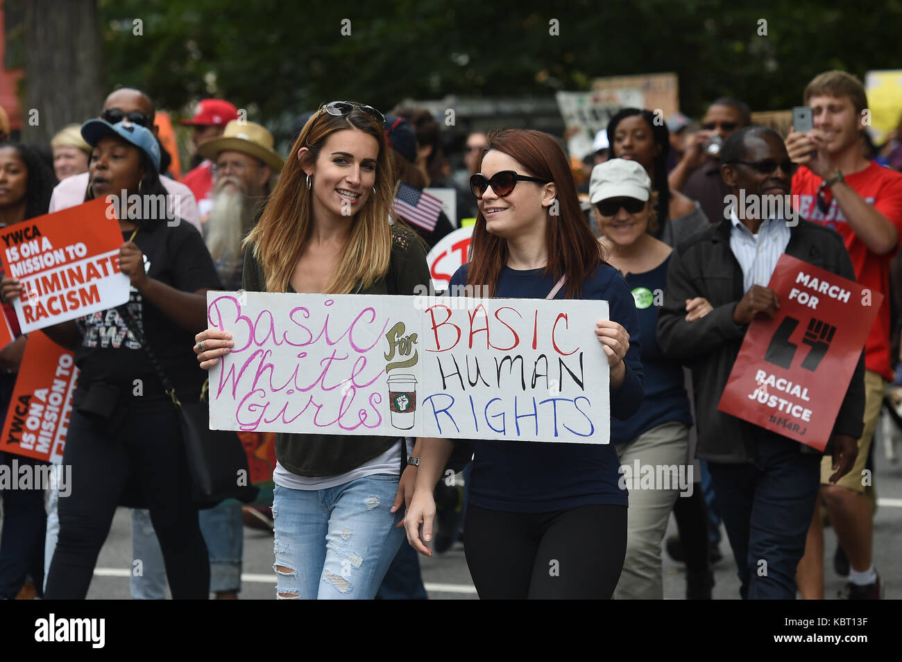 Washington, DC, USA. 30th Sep, 2017. Marchers peacefully march down ...