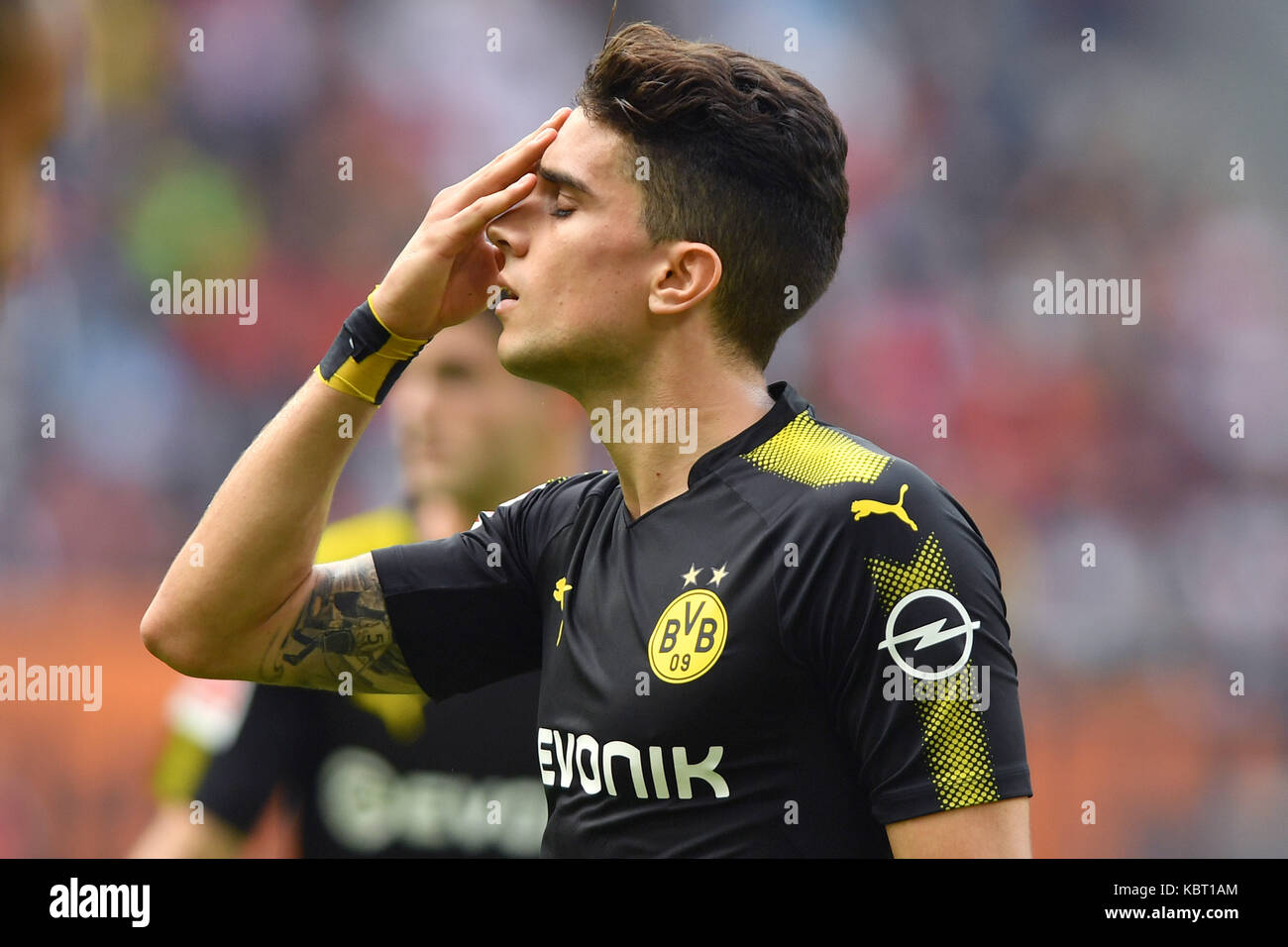 Marc Bartra (Borussia Dortmund), gesture, Enttaeuschung, Frust ...