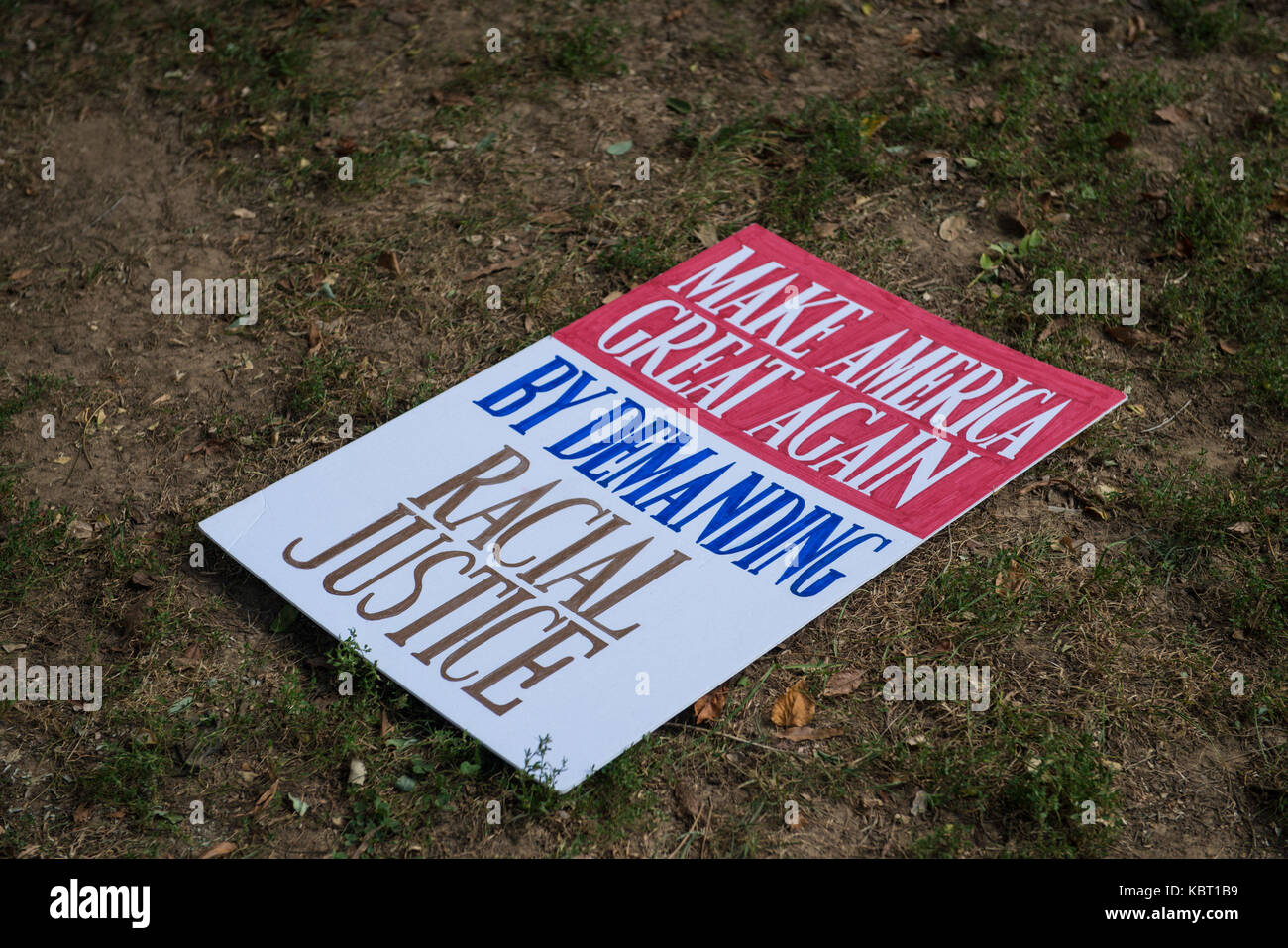 Racial justice sign hi-res stock photography and images - Alamy