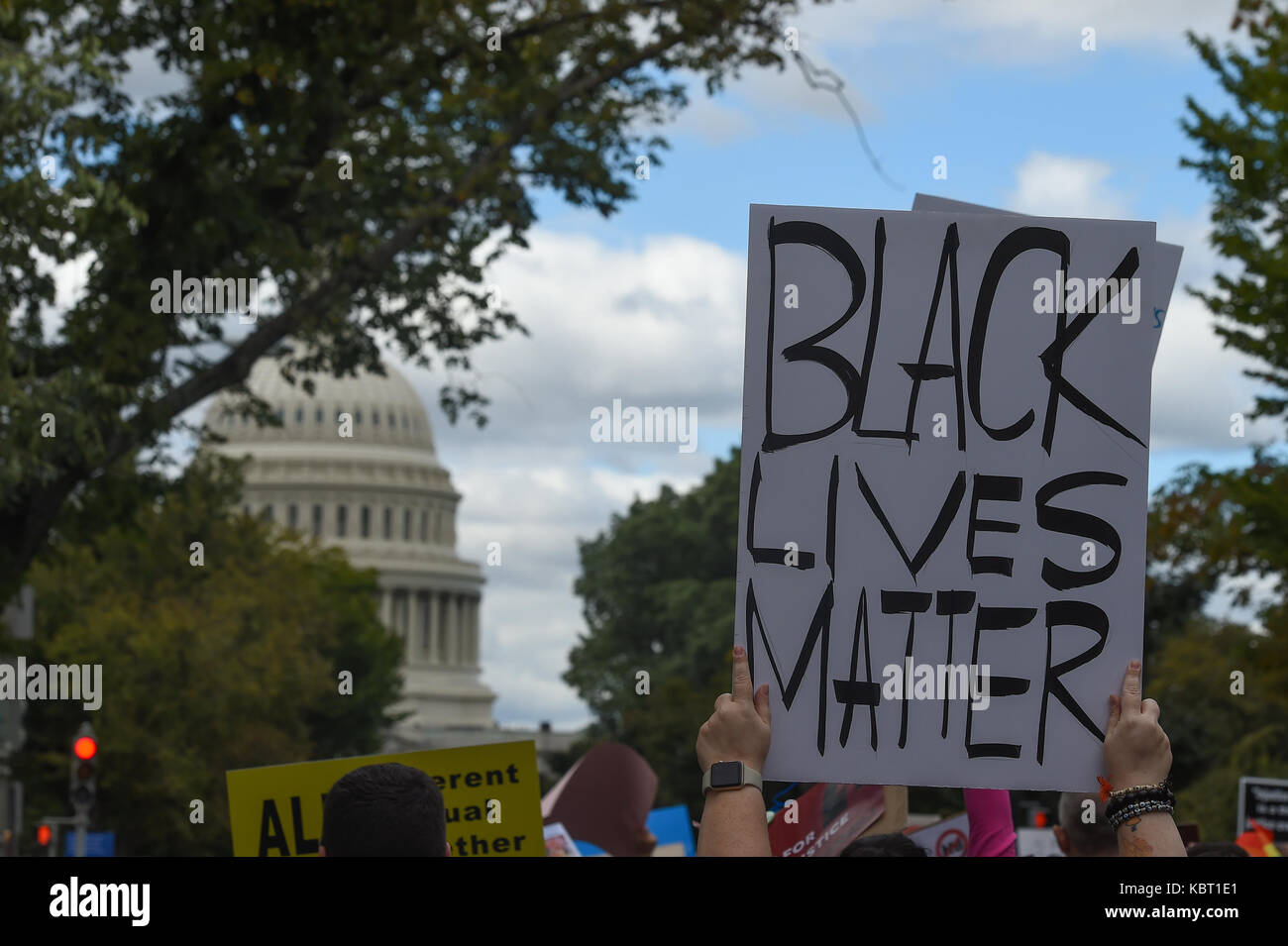 Washington, DC, USA. 30th Sep, 2017. Marchers with black lives matter ...