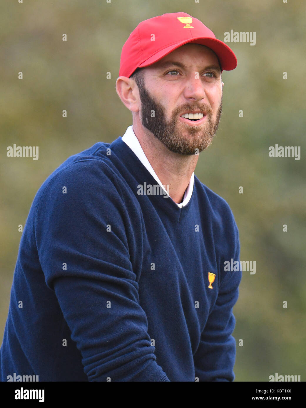 Presidents cup golf dustin johnson hi-res stock photography and images ...