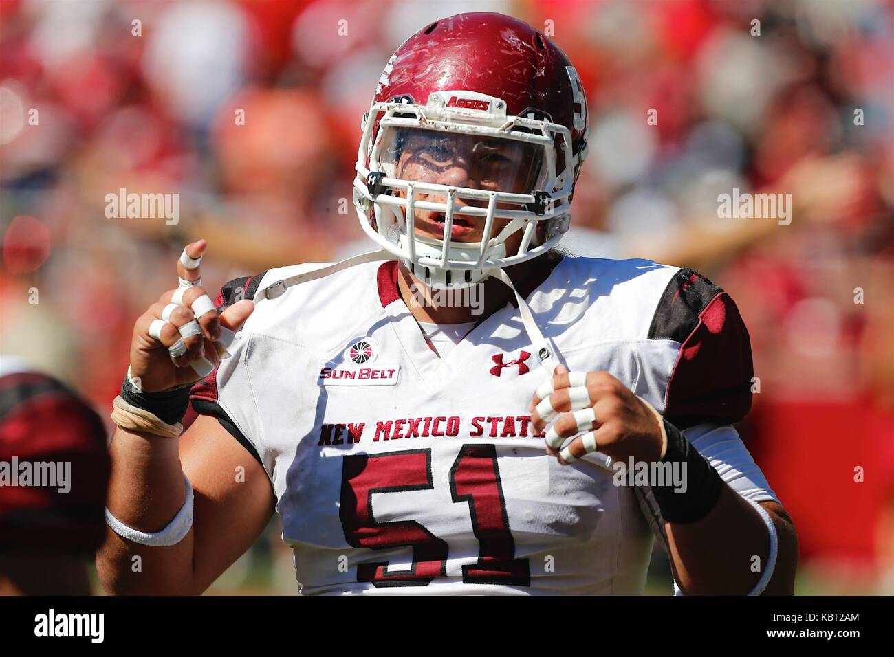 Sep 30, 2017: Aggies defensive tackle Roy Lopez #51 comes back to the ...
