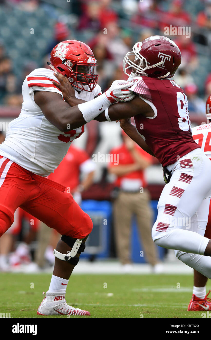 Philadelphia, Pennsylvania, USA. 30th Sep, 2017. Houston Cougars ...