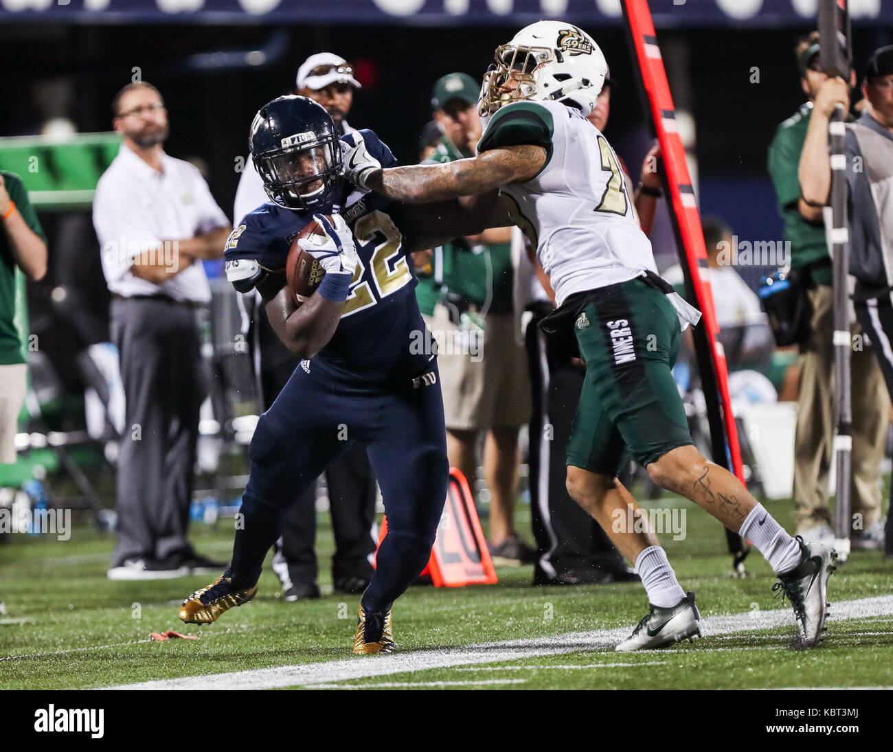 Miami, Florida, USA. 30th Sep, 2017. FIU Panthers running back ...