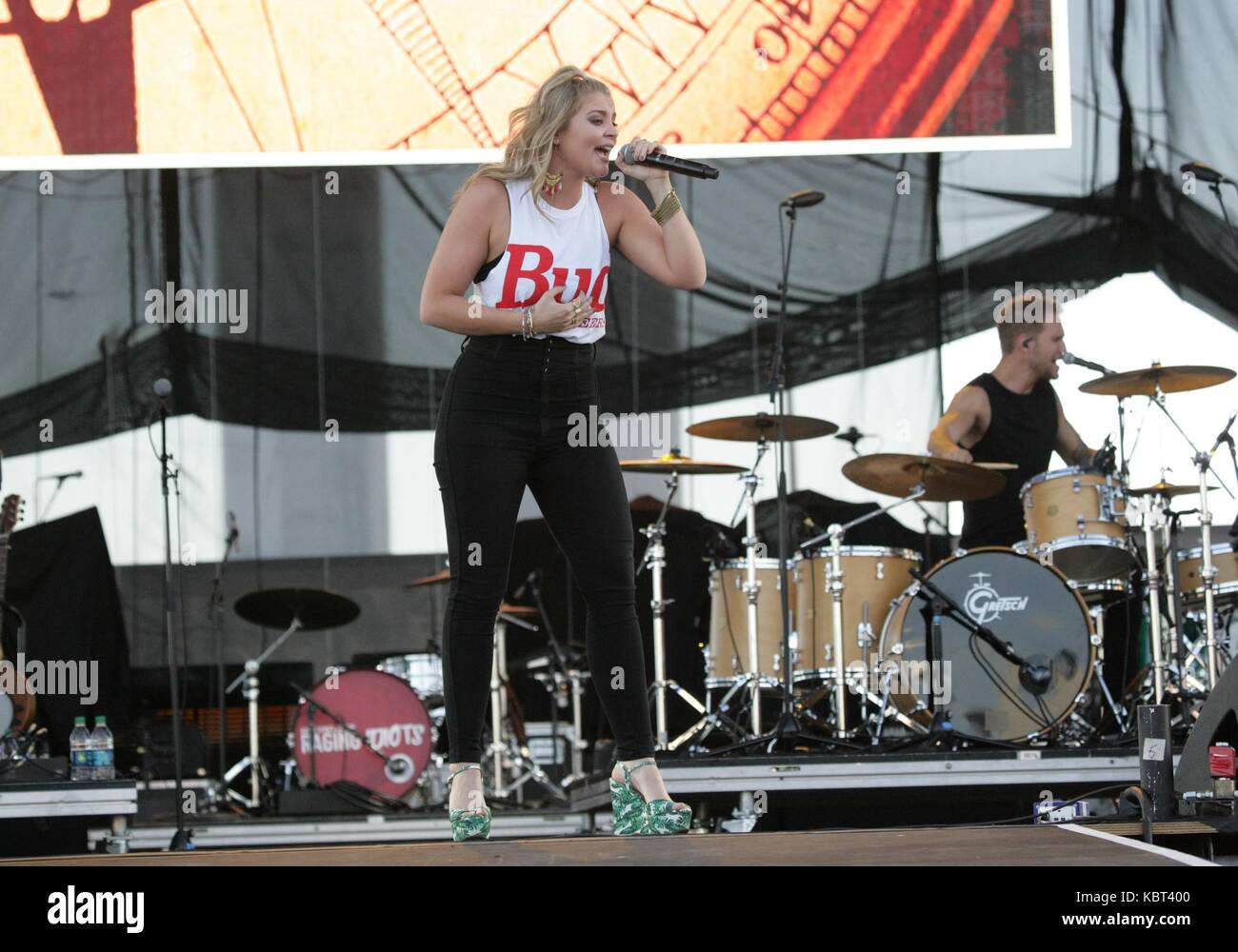 Las Vegas, NV, USA. 30th Sep, 2017. on stage for Route 91 Harvest ...