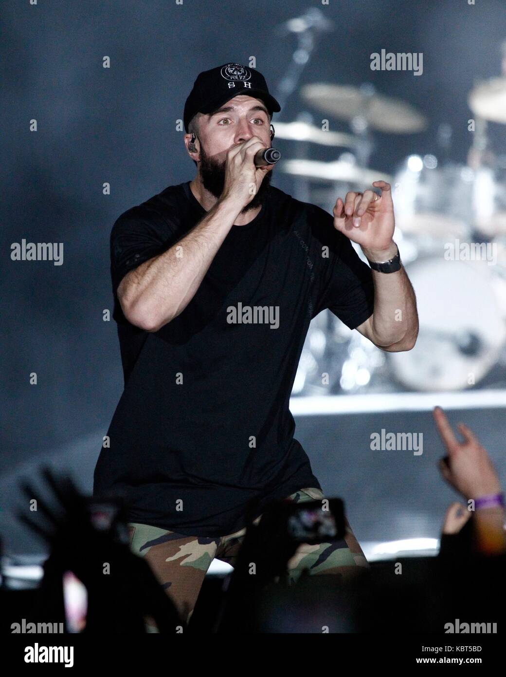 Las Vegas, NV, USA. 30th Sep, 2017. Sam Hunt on stage for Route 91 ...