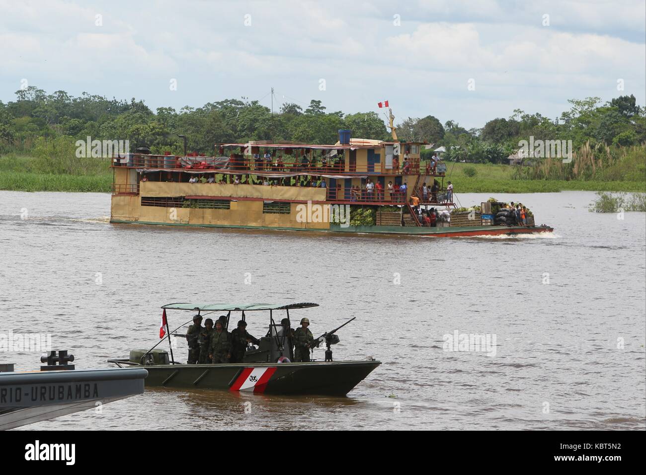 IQUITOS 17 DE ABRIL DEL 2010. -BAP UCAYALI. -BAP CLAVERO. -RESTAURANT ...