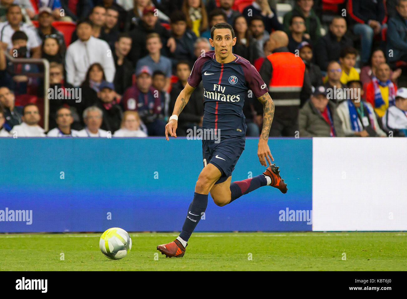Angel di maria psg hi-res stock photography and images - Alamy