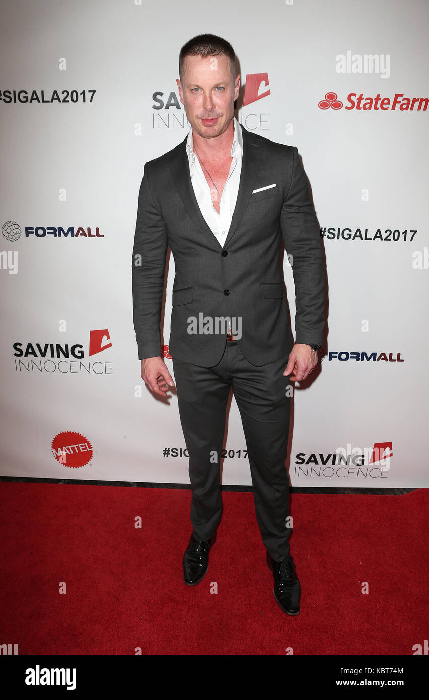 Hollywood, Ca. 30th Sep, 2017. Phoenix Stone, at The 6th Annual Saving ...