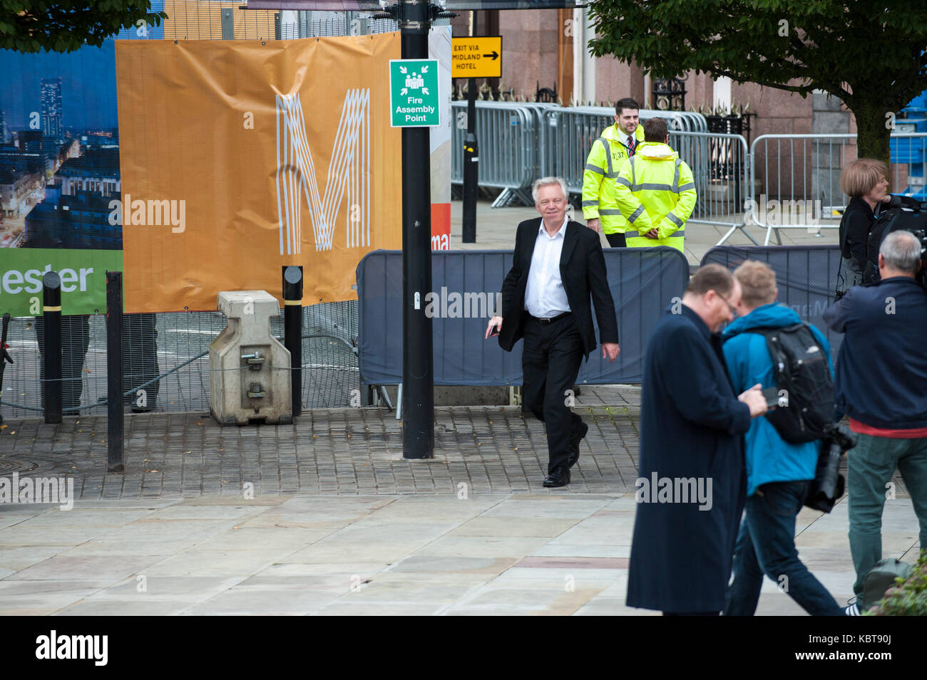 Manchester, UK. 1st October 2017. David Davis MP arrives for Day 1 of ...
