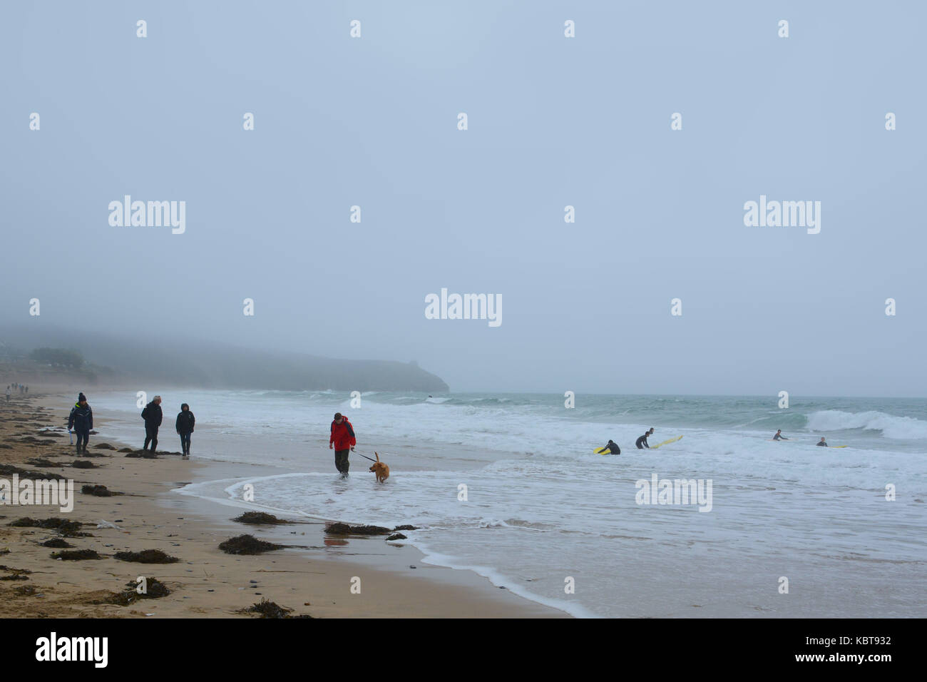Praa Sands, Cornwall, UK. 1st October 2017. UK Weather. The 1st of ...