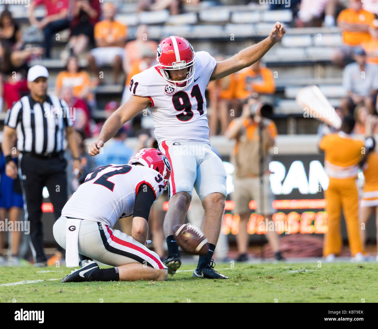 September 30, 2017: David Marvin #91 of the Georgia Bulldogs kicks the ...