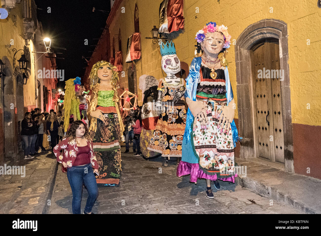 Giant puppets parade through during hi-res stock photography and images ...