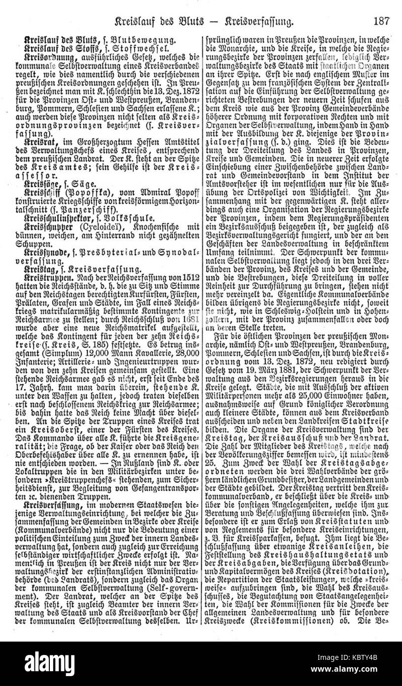 Classic car engine from Black and White Stock Photos & Images - Alamy