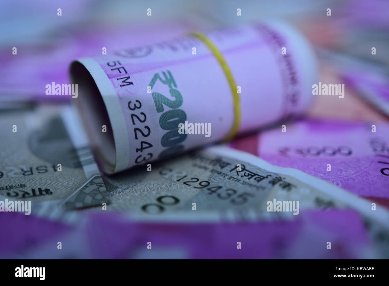 Indian rupees 2000 hi-res stock photography and images - Alamy