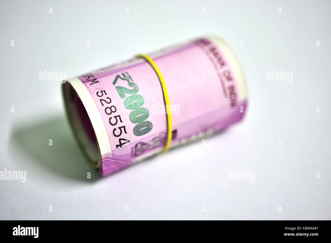 Indian 2000 Rs currency note on white background Stock Photo - Alamy