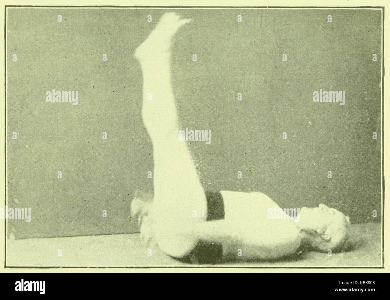 Tensing exercises hi-res stock photography and images - Alamy