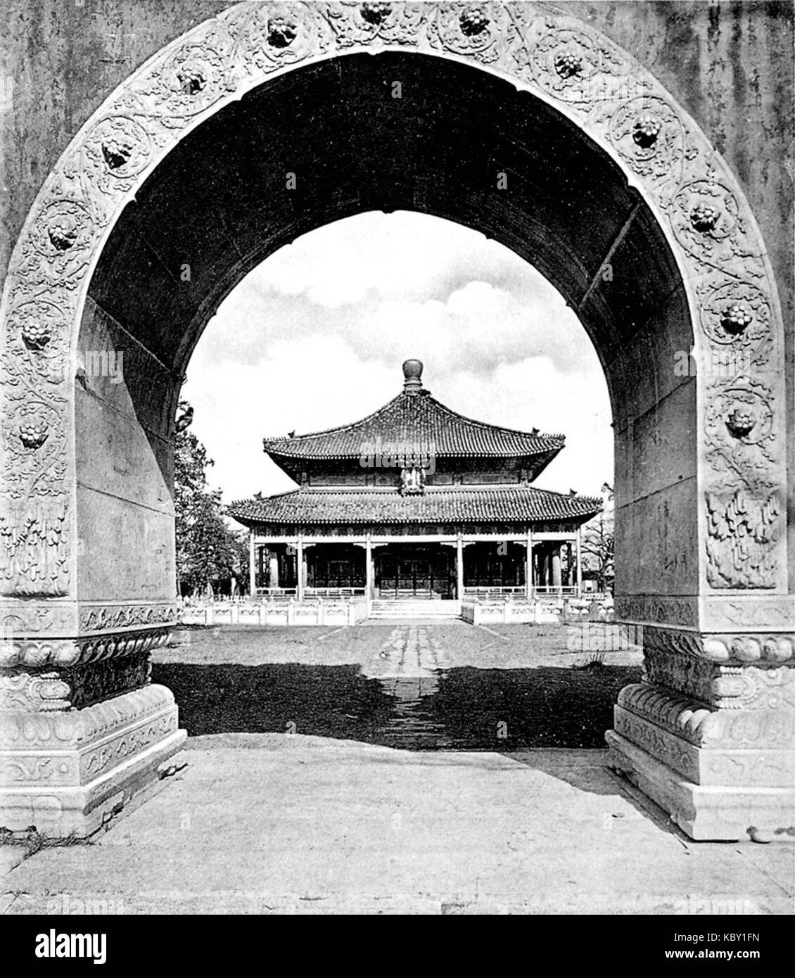 Halle der Klassiker Stock Photo - Alamy