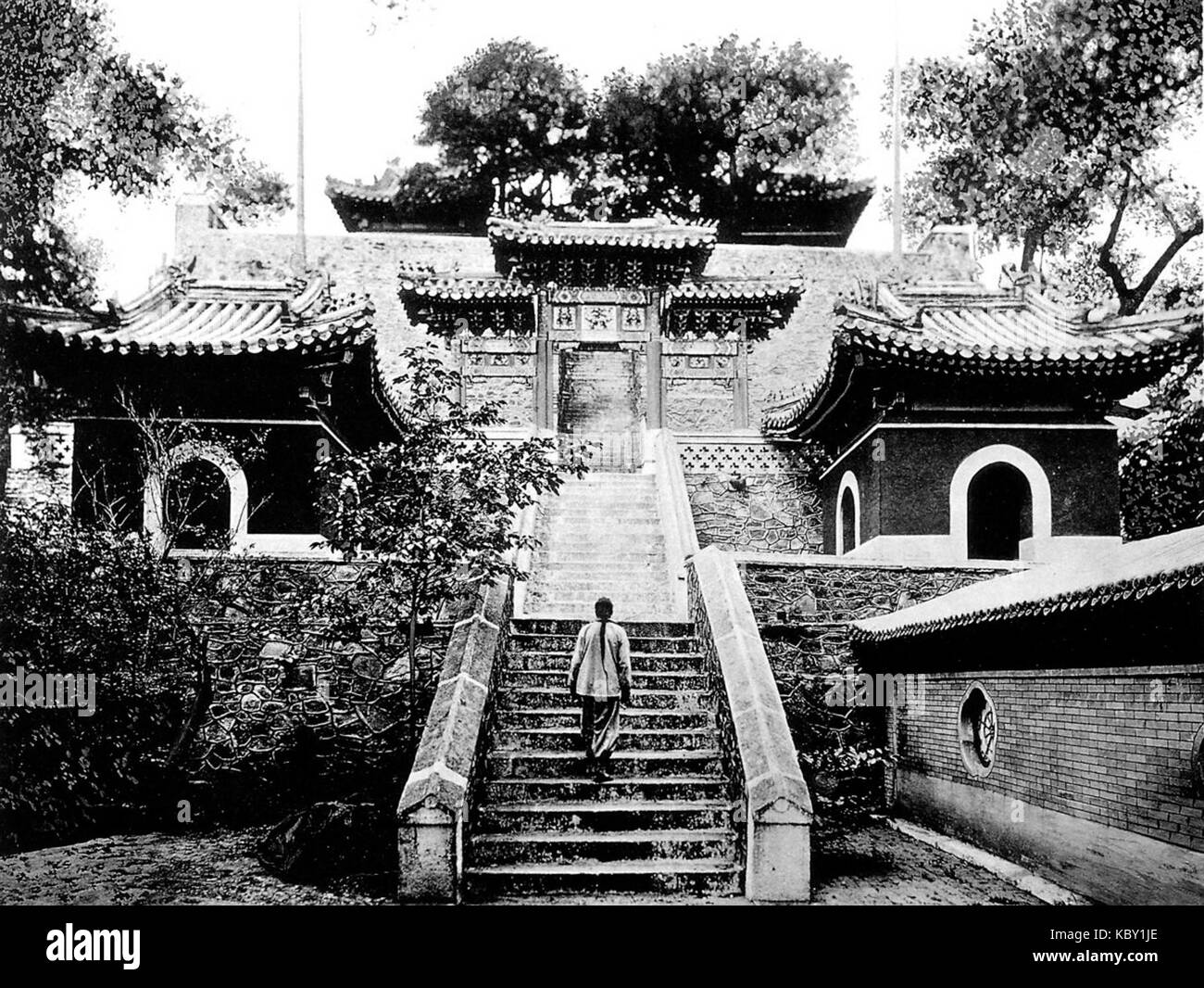 Tang tempel hi-res stock photography and images - Alamy