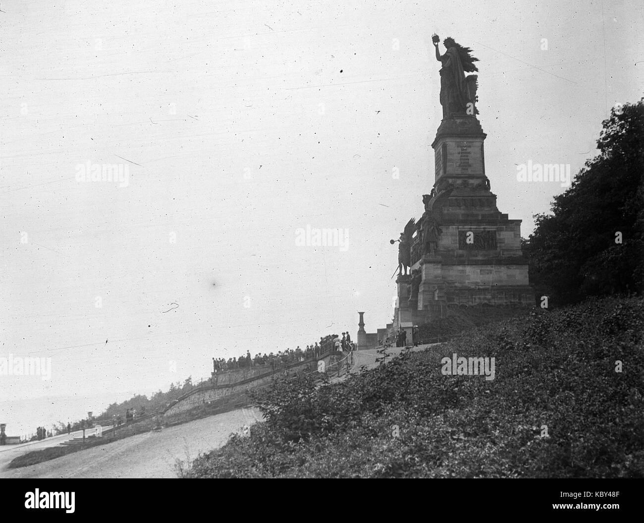 This photograph from 1917 shows the Niederwalddenkmal monument in ...