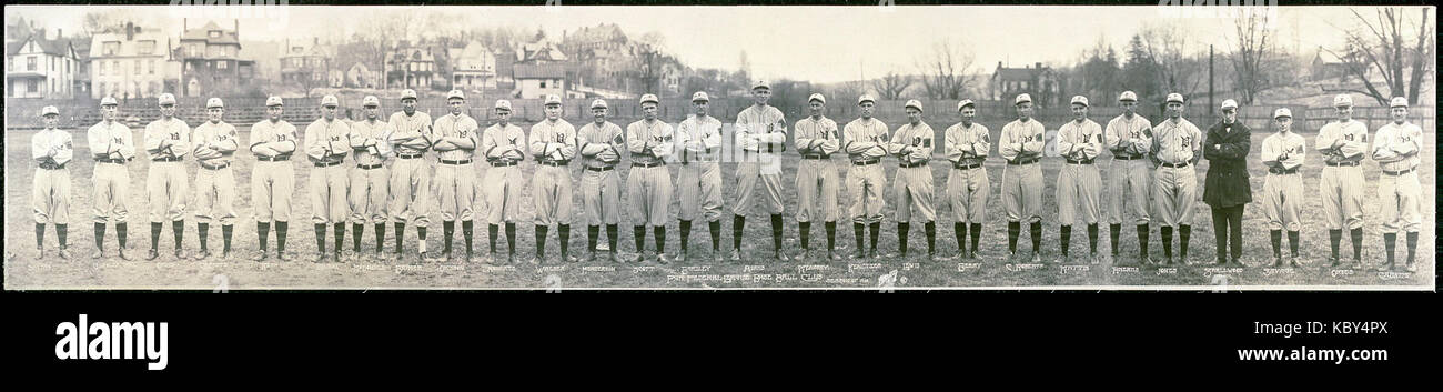 1914 Pittsburgh Rebels team photo Stock Photo - Alamy